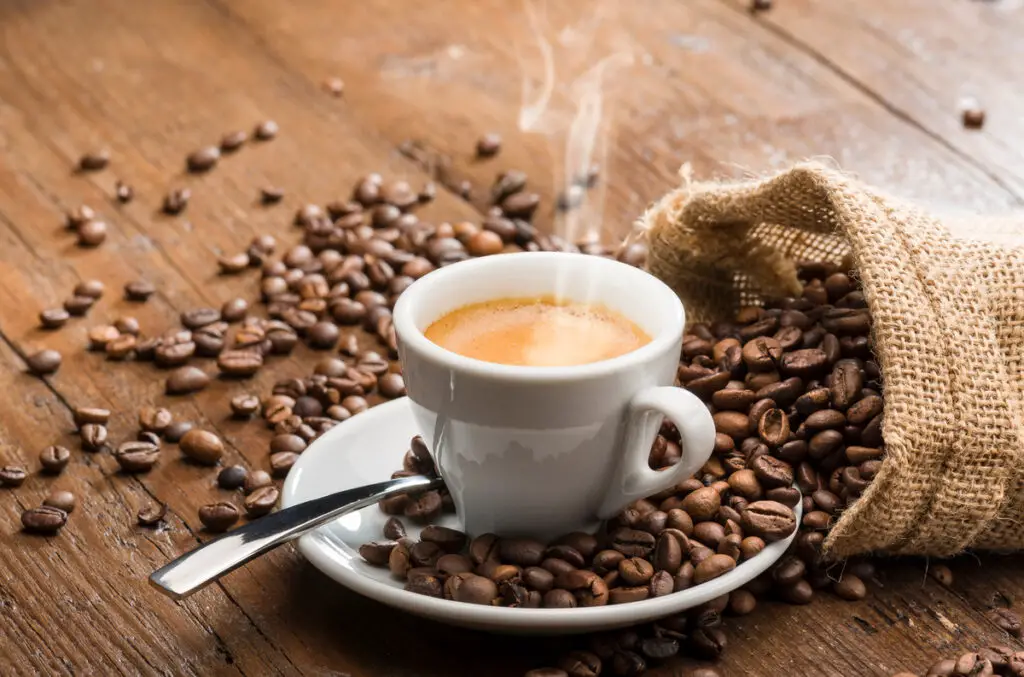 À quel moment éviter le café pour ne pas nuire à votre sommeil ...